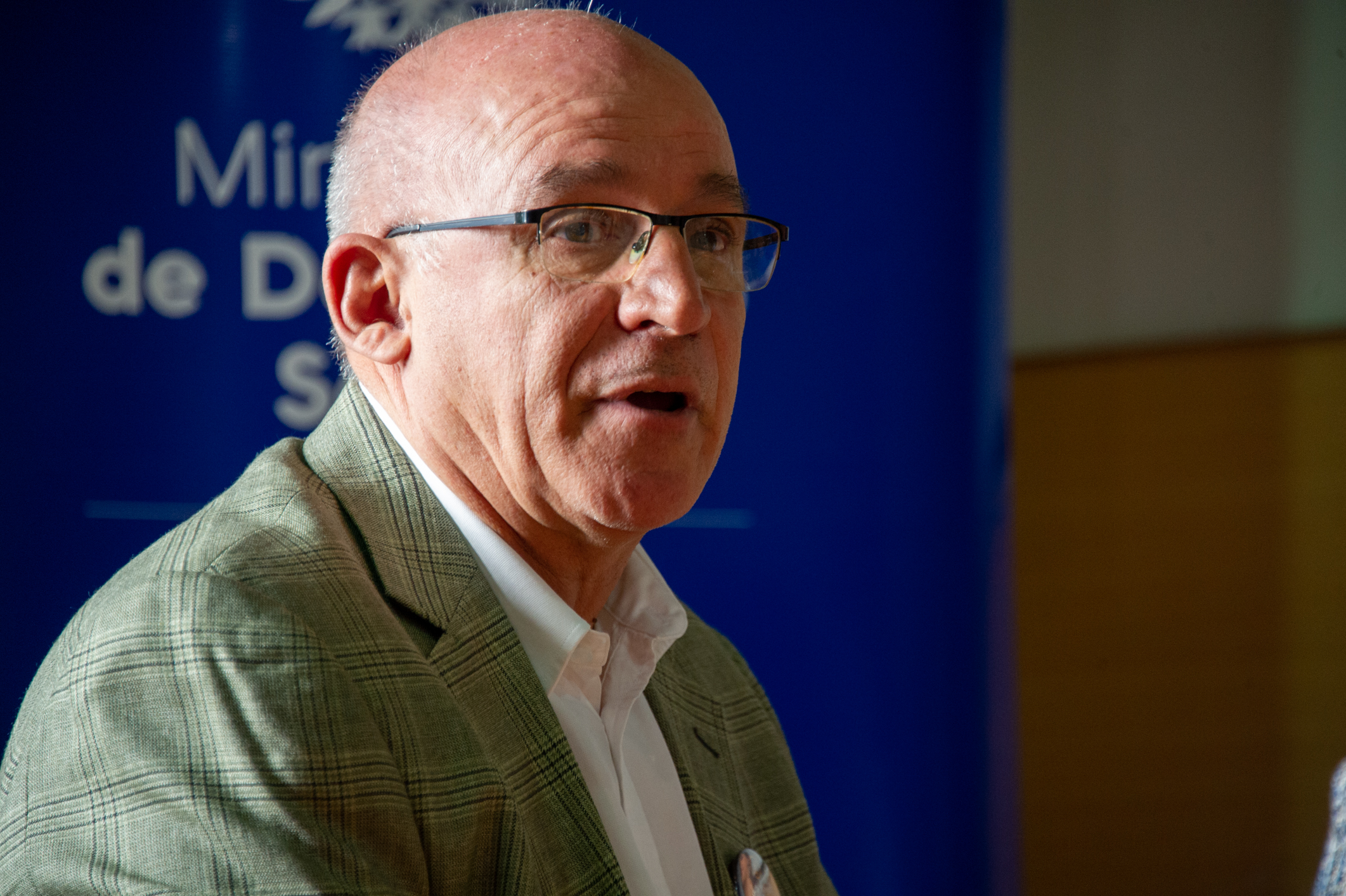 Ignacio Elgue, Director del INDA: 23% de la población uruguaya está en ...